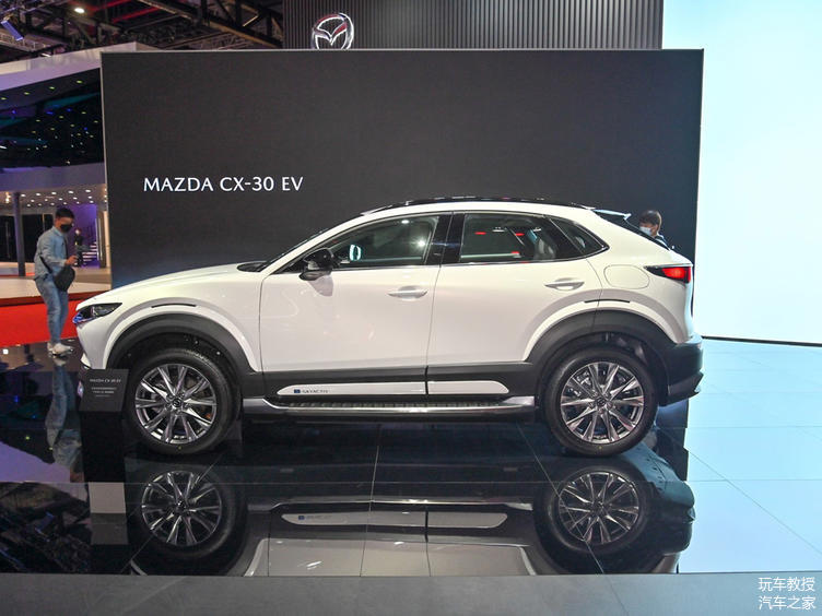 最大续航450km 马自达国内首款纯电车型CX-30 EV正式上市！