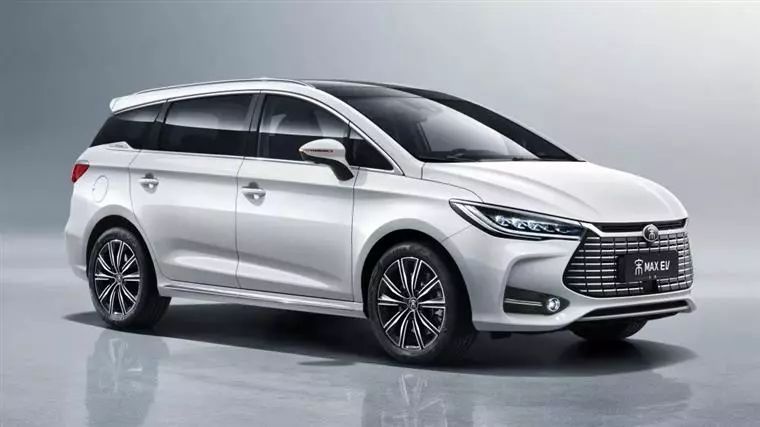 比燃油车贵出近5万元，比亚迪宋MAX EV值得买吗？